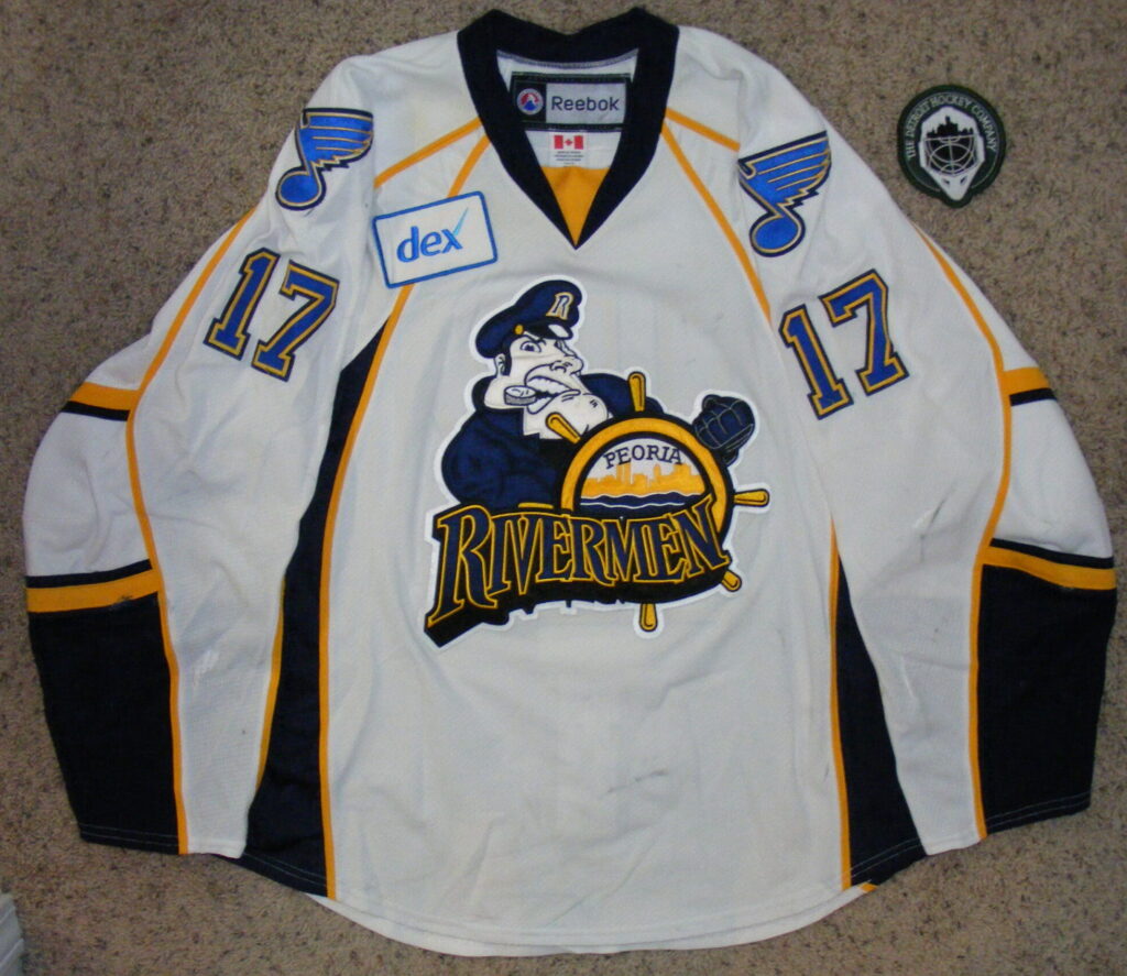 10 – 11 #17 David Spina | The Detroit Hockey Company